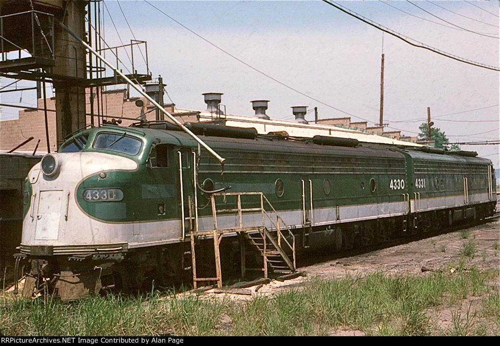 NJT E-8As 4330 and 4331